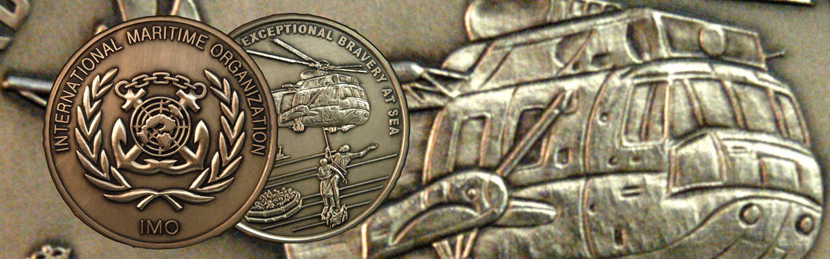 Rescue swimmer to receive 2015 IMO Award for Exceptional Bravery at Sea